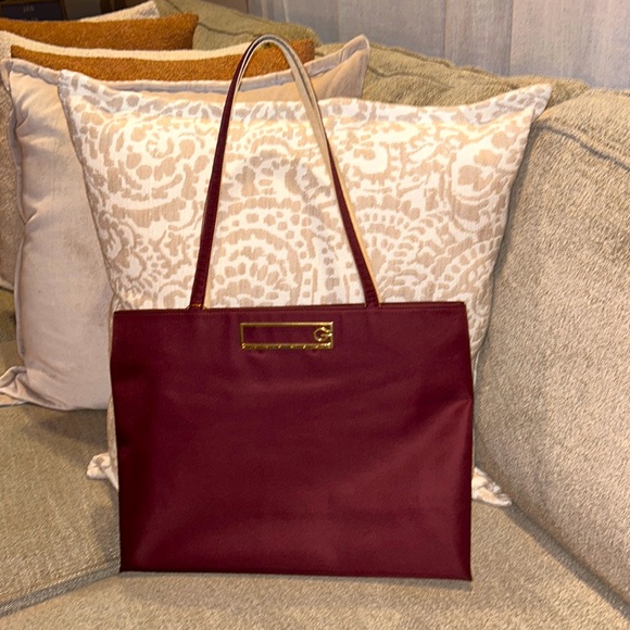 Givenchy | Bags | Givenchy Tote | Poshmark